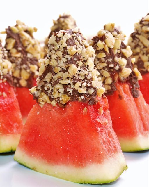 UN BOCADITO DE SANDÍA CON CHOCOLATE – pausayplato